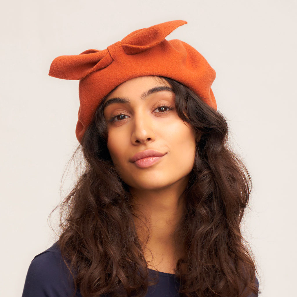 Traditional french berets for Women and Men | Maison Laulhère