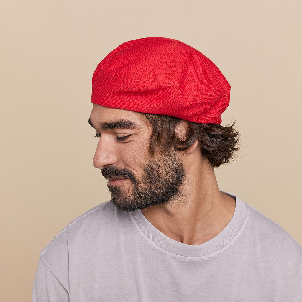 Traditional french berets for Women and Men | Maison Laulhère